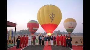 Indian Army Hot Air Balloon Expedition Sets Asian Record for Longest ...